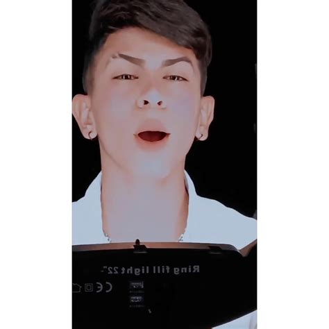 دابسمش خواهر