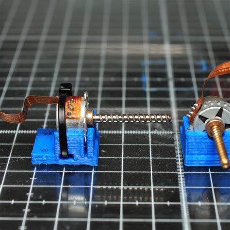 3d Printable Floppy Disk Drive Stepper Motor Mount By Patrick Pronovost
