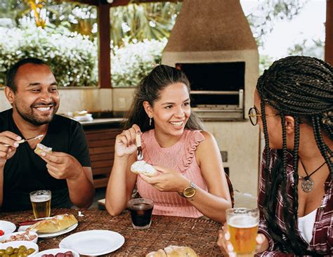 “just Watched And Laughed” Man Takes Hot New Gf To