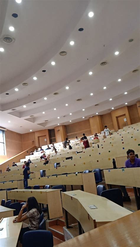 Pin By Sallu On Pins By You In 2025 College Classroom Snap Streak Ideas Easy Couples Hidden