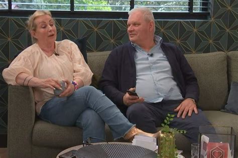 Piet Zit Gelijk In Je Aura Bij Lang Leve De Liefde Irritante Aanraken Love And Reality