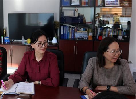 Шинэ оны анхны удирдлагын шуурхай хурал боллоо Эрүүл мэндийн