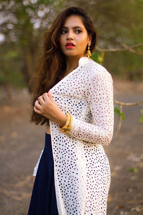 Elegant Gold Jewelry For A Fashionable Look