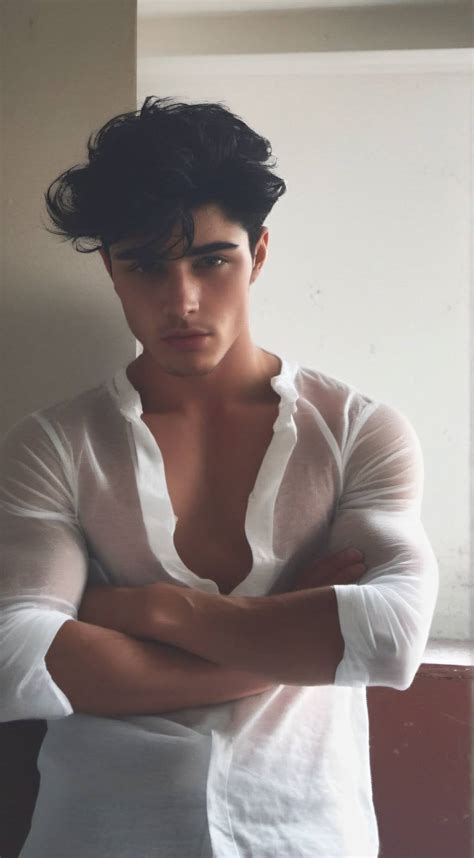 Chat With Noah Tree Enjoy Free Ai Character Voice Chat Talkie Ai