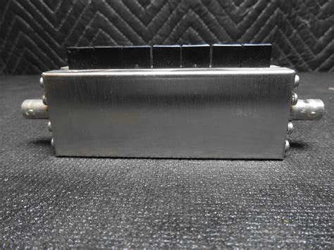 Pasternack Enterprises 7008 1 0 To 65 Db Push Button Step Attenuator Ineedths