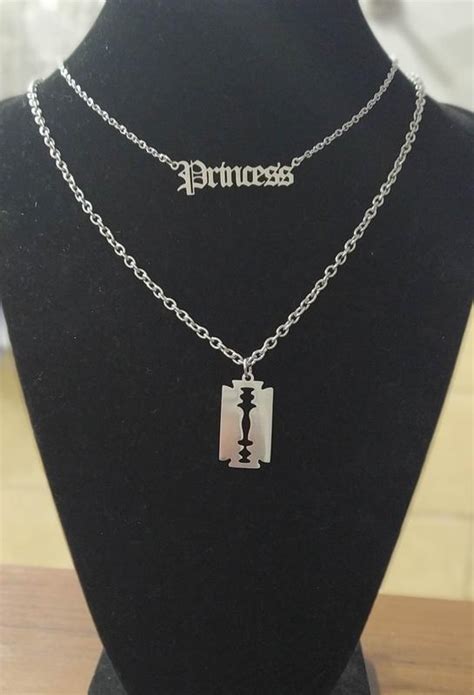 Кольє — ціна 110 грн у каталозі Ланцюжки Купити аксесуари за доступною ціною на Шафі Україна