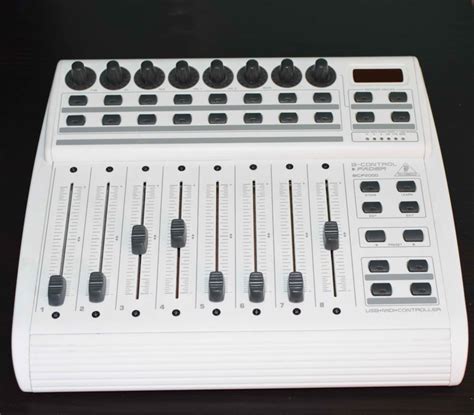 behringer b control fader bcf2000 image 1868157 audiofanzine