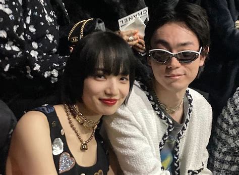 Nana Komatsu Tampil Mesra Bareng Suami Di Paris Fashion Week Okezone