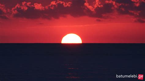 მზის ჩასვლა ბათუმის სანაპიროზე [ფოტო] Batumelebi • ბათუმი მულტიმედია ფოტოამბავი შავი ზღვა