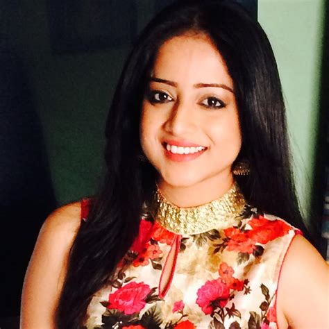 অভিনয় ছাড়ছেন ছোটপর্দার জনপ্রিয় অভিনেত্রী রুশা Tv Actress Roosha