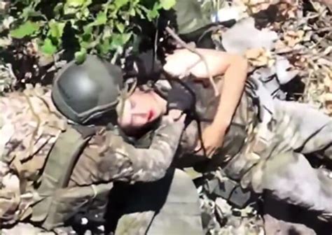 【閲覧注意】ウクライナ兵「ロシアの女性兵士を見つけた。今からめちゃくちゃにヤるわw」（動画あり） ポッカキットポッカキット