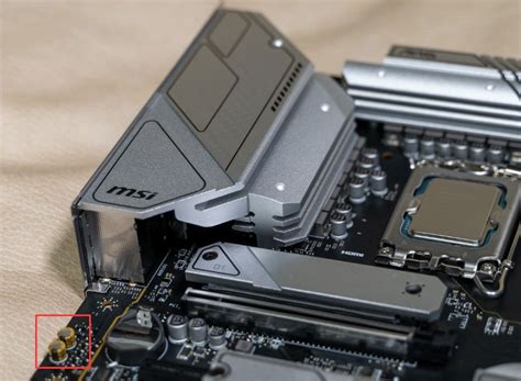 兄弟们 主板上的电容碰掉了 这东西好修吗 Nga玩家社区