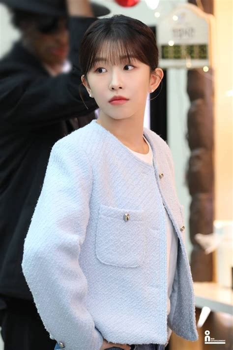 Yoon Gai 윤가이 Hancinema