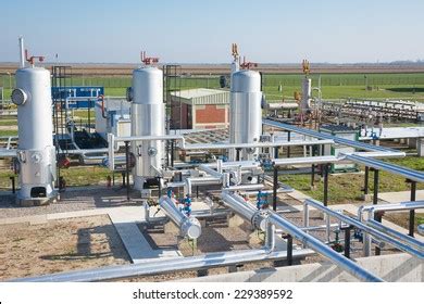 Thousand Gas Processing Plants Royalty Free Images Stock Photos Pictures Shutterstock