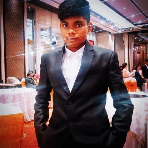 𝓶𝓻 𝓟𝓻𝓲𝔂𝓪𝓷𝓼𝓱𝓾 𝓚𝓾𝓶𝓪𝓻♛꧂ Priyanshu 28 01 • Threads Say More