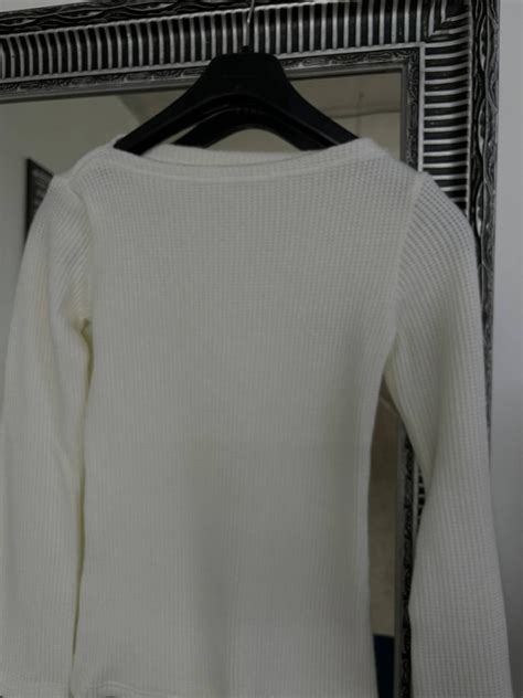 Купити Светр з вязки жіночий молочний з доставкою по Україні