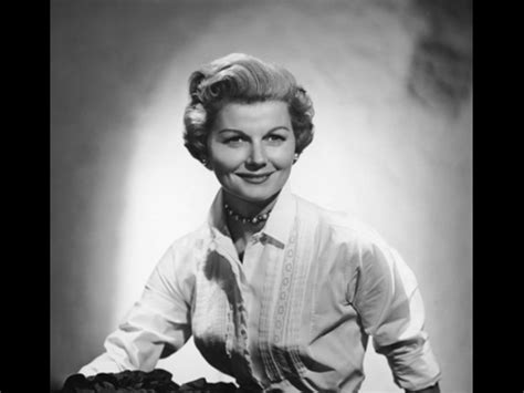 Barbara Billingsley En Maillot De Bain