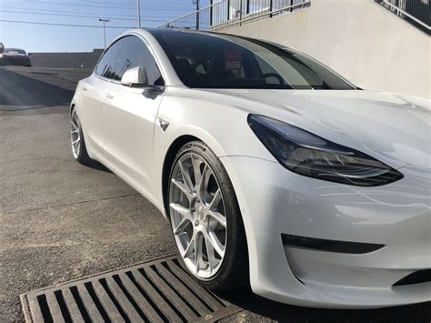 Aftermarket Wheels For Tesla Model 3 20x8 5 And 20x10 Sizes
