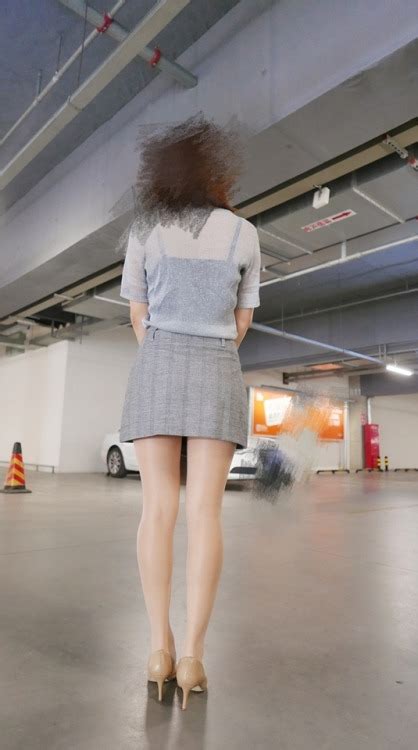 丝袜人妻ol男公厕露出 Tumbex