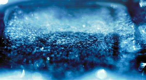 What Happens To Water When You Compress It Geekswipe