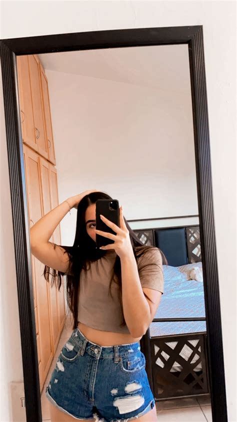 Pin De Diana En Style Fotos De Muchachas Bonitas Chicas De Snapchat Fotos De Chicas Reales