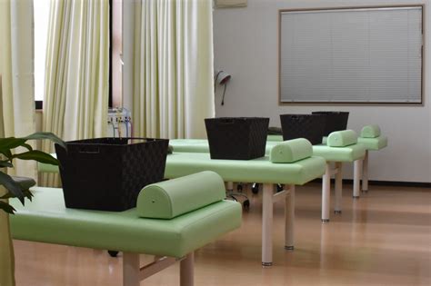 安佐南区で腰痛や肩こりが改善できる はな鍼灸整骨院のご案内