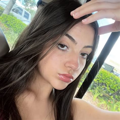Isabella ♡ Isabellaamartinezzz • Threads Say More