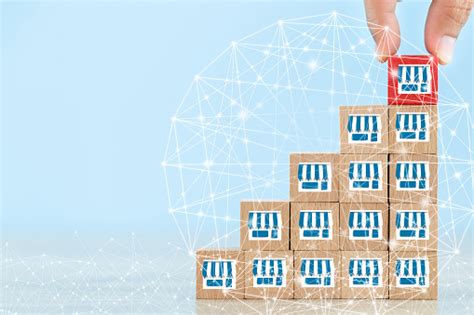 프랜차이즈 비즈니스 콘셉 손으로 프랜차이즈 마케팅과 나무 블로그를 선택합니다 개념에 대한 스톡 사진 및 기타 이미지 개념 경영자 계획 Istock