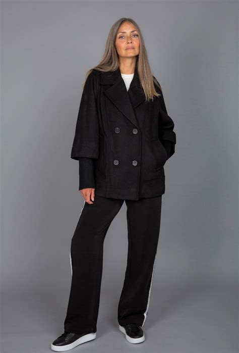 Liza Iconic Focus Top Modeling Agency In New York And Los Angeles