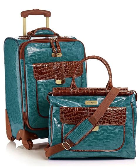 Samantha Brown Travel Accessories