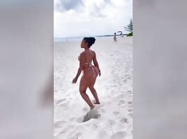 A Walk On The Beach Shesfreaky