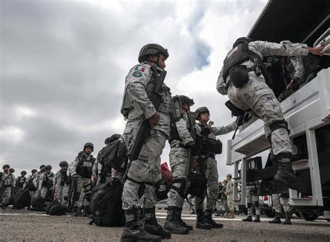 관세 유예로 국경 강화트럼프 ‘거래의 기술 加·멕시코 정부 국경 경비 위해 각각 1만 명 투입