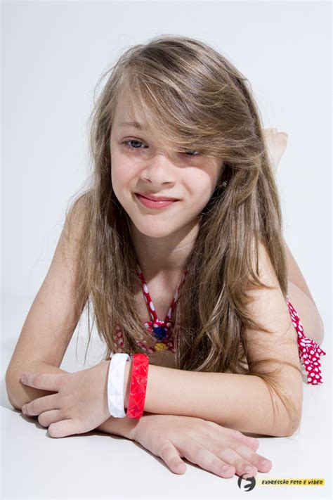Expressão Foto E Video Nossa Modelo Mirim