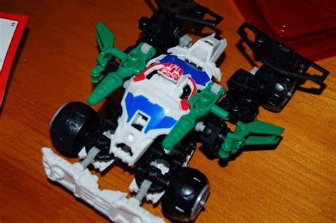 Dadncharge Hasbros Transformers Construct Bots Review And Giveaway