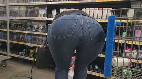 Cute Blonde Gilf Pawg Vpl Tight Jeans Forum