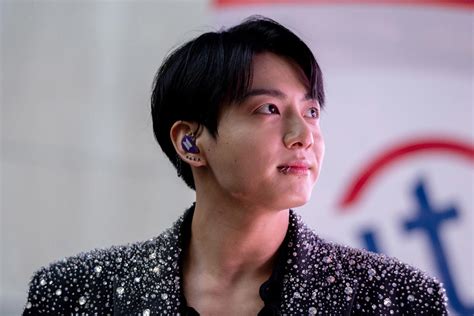 Jung Kook Says Hes ‘so Looking Forward To Reuniting With Bts