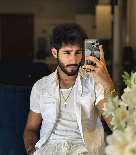 Pin By Disha 🪷 On Husband Celebrity Pictures Classy Couple Boyfriend Pictures