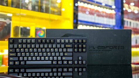 BÀN PHÍM CƠ FL ESPORTS F11G PRO POLAR NIGHT GATERON PRO YELLOW SWITCH