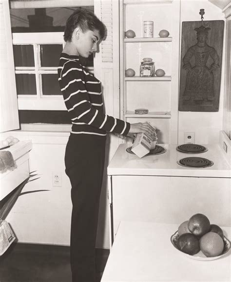 Audrey Hepburn Oven