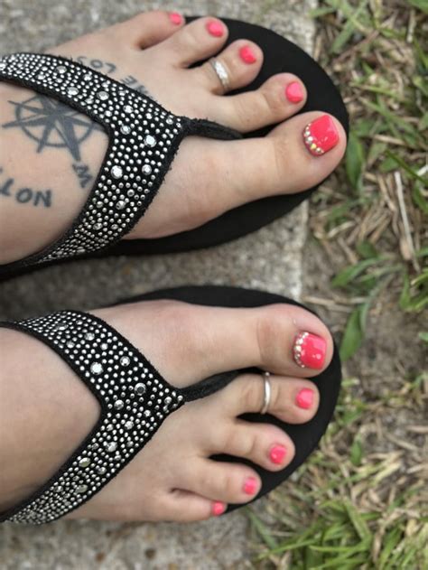 Love The Sparkle On My Perfect Pink Toes R Toesucking