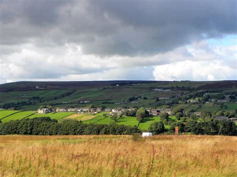 Towards Green Fields From The Moor Edge © Gordon Hatton Geograph