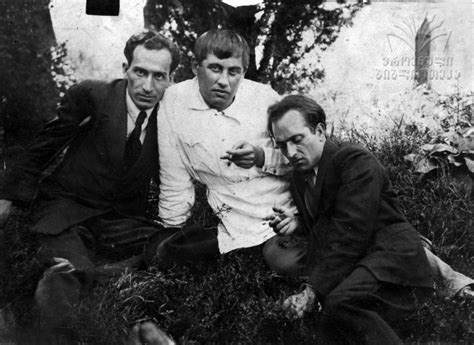 Iverieli შალვა აფხაიძე ტიციან ტაბიძე და ნიკოლო მიწიშვილი