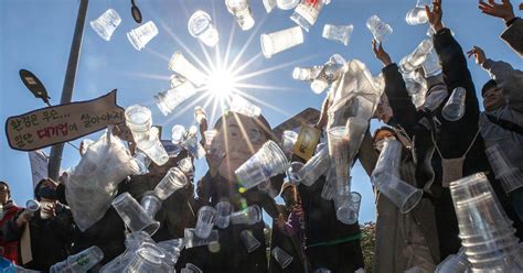 강릉 6월부터 ‘다회용컵 보증금제 시행‘지자체 자율이 답일까