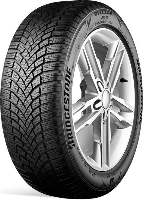 Bridgestone Blizzak LM 005 225/60 R18 104V XL • Pris