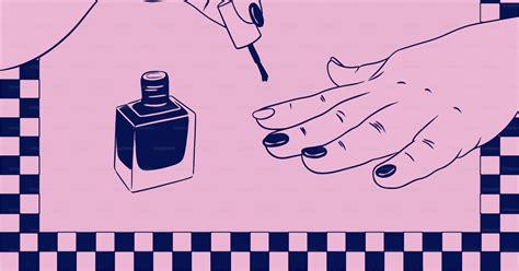 매니큐어 병을 들고 있는 여자의 손 벡터 Unsplash의 스킨케어 이미지