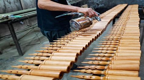 헤어 롤빗을 만드는 과정 한국의 빗 대량생산 공장 Youtube