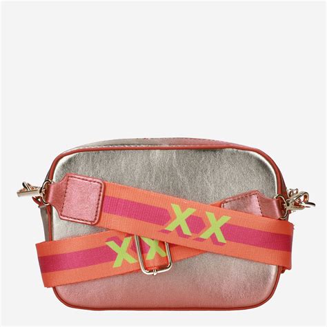 Noraly Bata Superstore