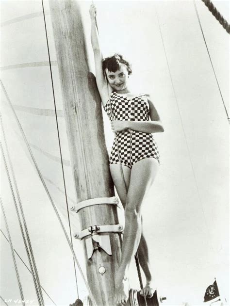 30 Fabulous Photos Of Carolyn Jones In The 1950s ~ Vintage Everyday