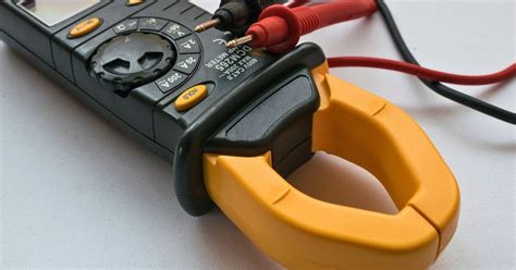 How To Measure Amps With A Clamp Meter Today S Homeowner