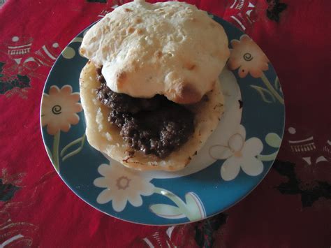 Lepinje I Cevapi Coolinarika